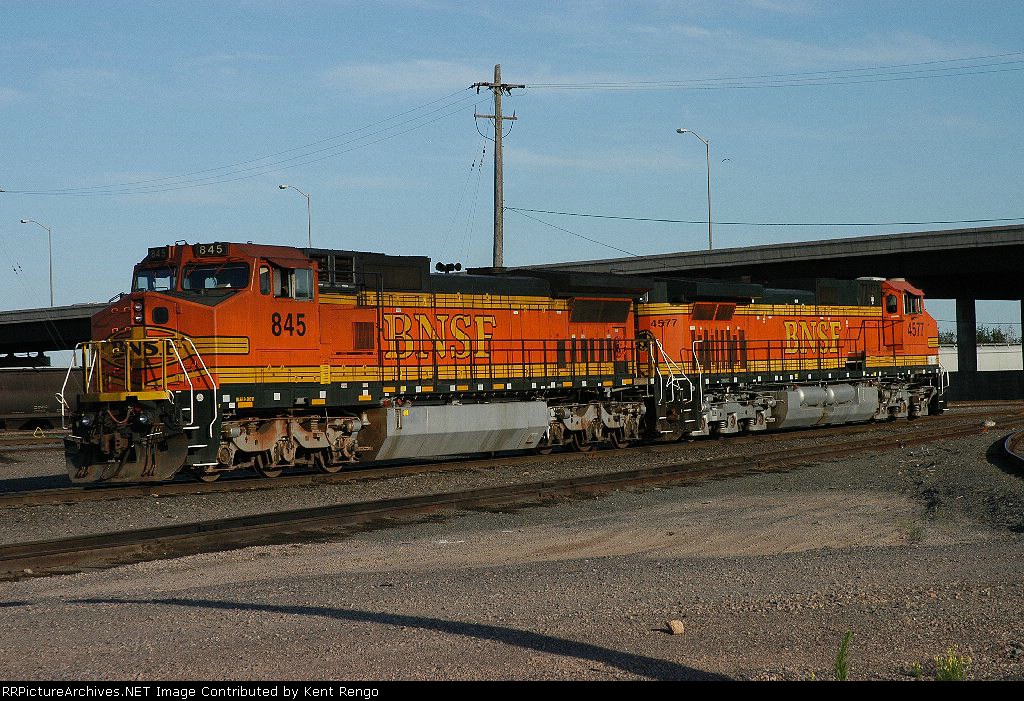 BNSF 845
